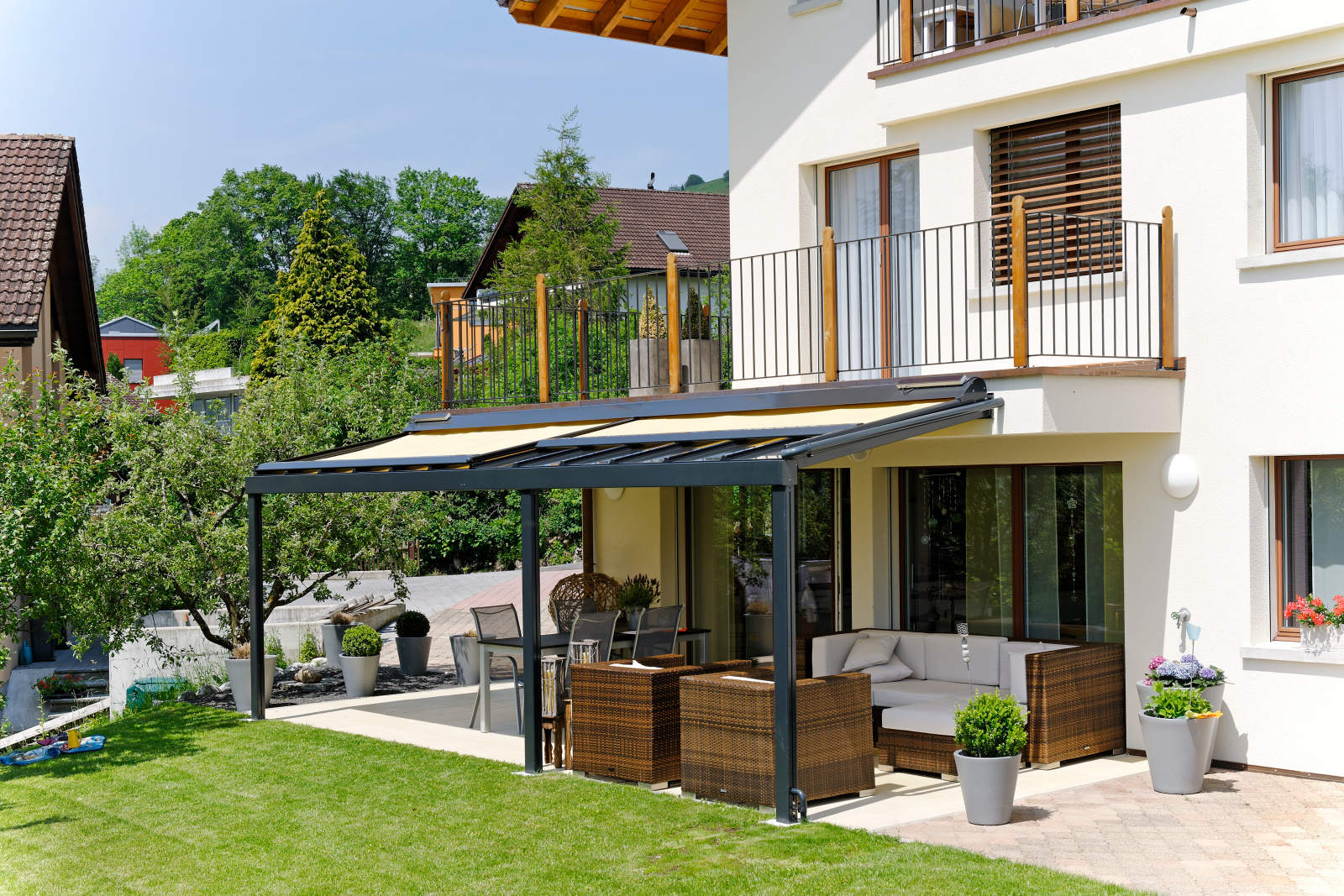 Nr. 1 für Sonnenschutz | Storen aller Art | Schenker Storen